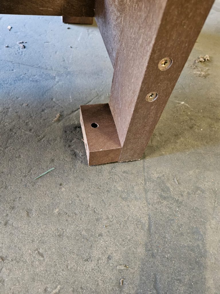 Ground Fixing Plates - Marmax Recycled Plastic Products UK